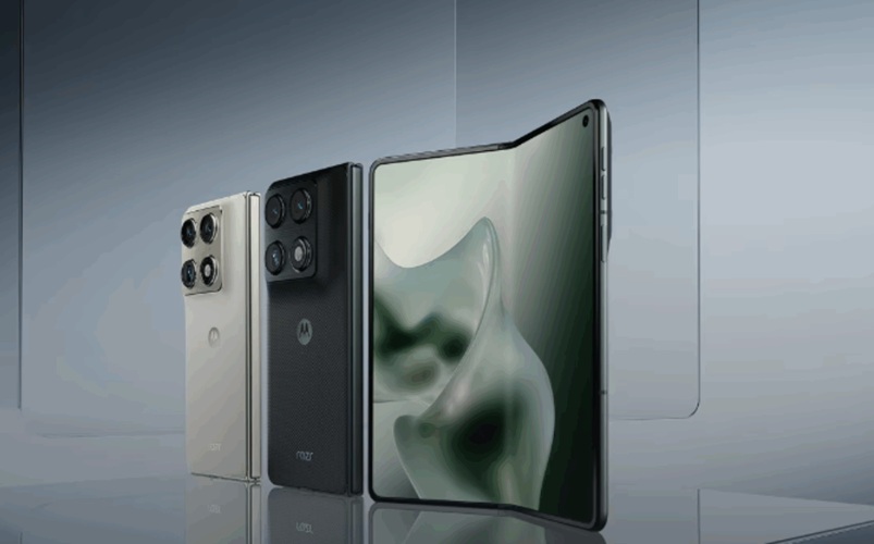 Motorola Razr Fold Debut di CES 2026: Era Baru HP Lipat "Buku" dengan ...